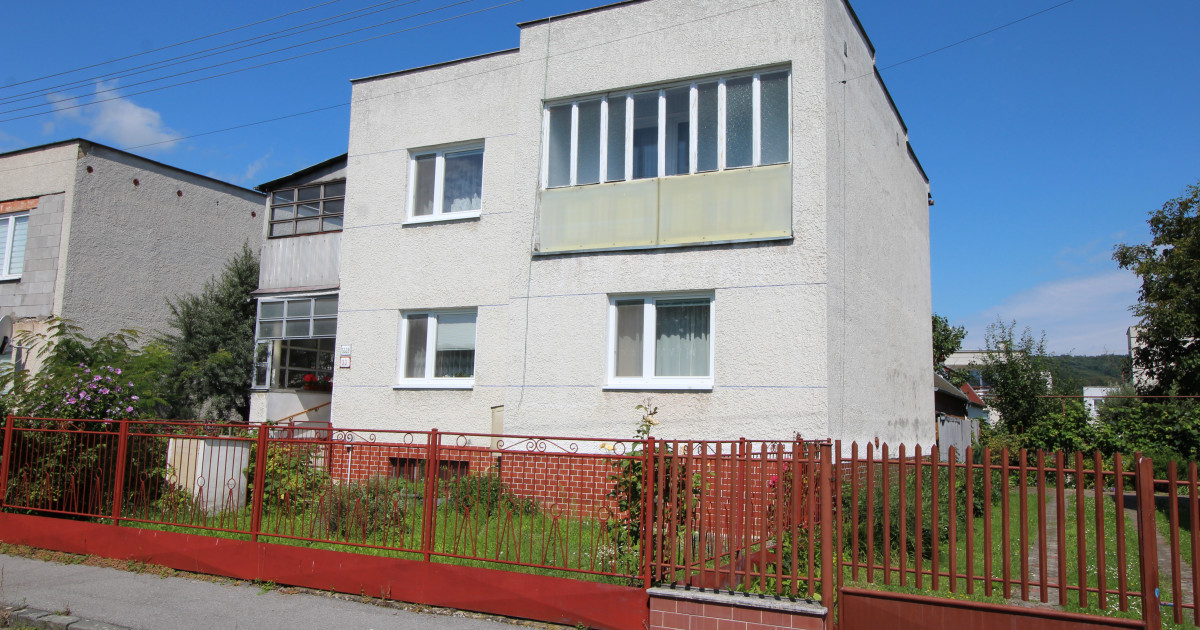 PREDANÉ - PREDAJ RODINNÉHO DOMU v meste HUMENNÉ ul. Gaštanová